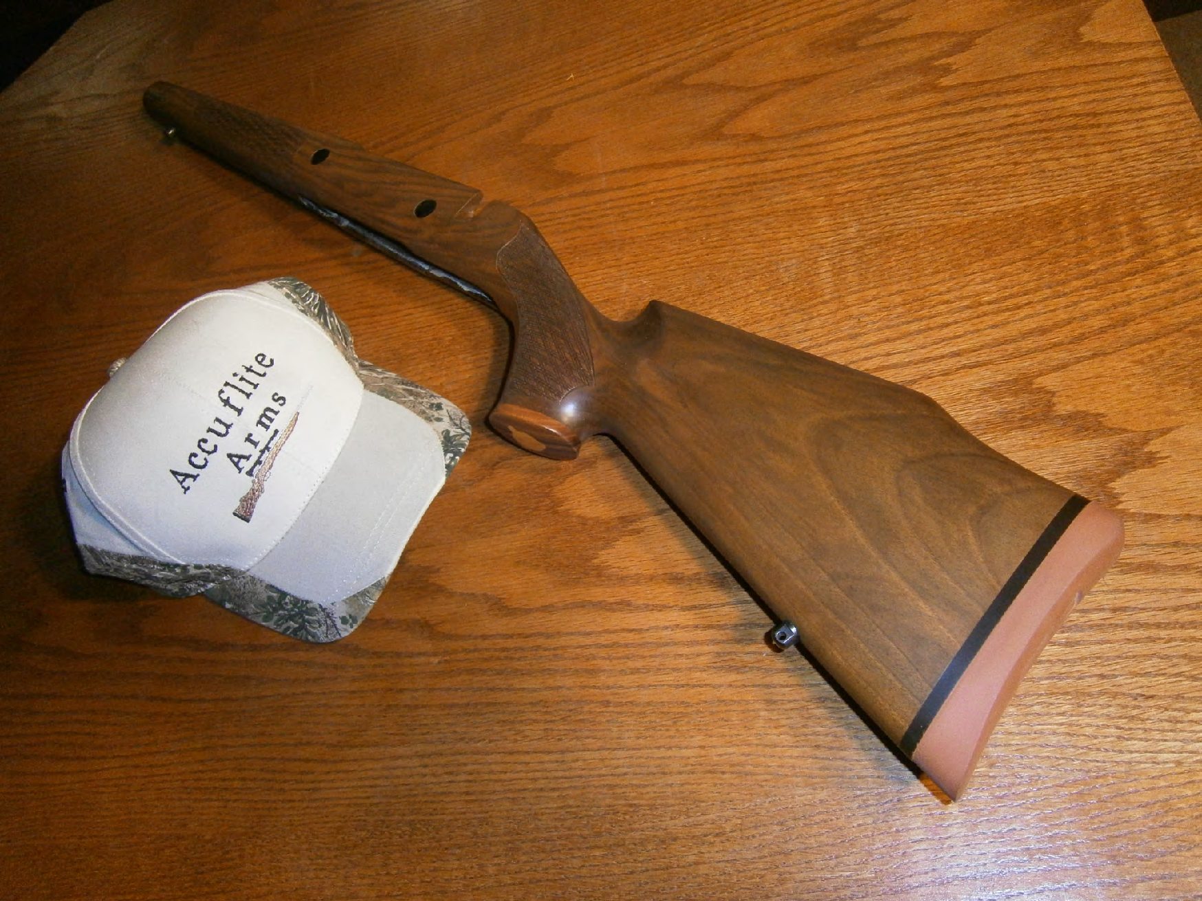 STOCK SAKO LEFT HAND DELUXE, AV MATTE LACQUER | Accuflite Arms - Custom ...